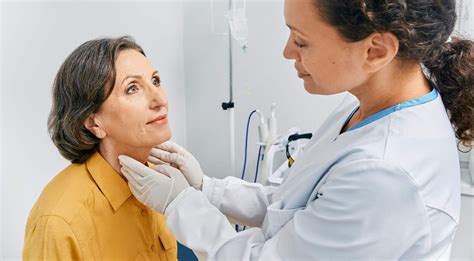 11 Potential Causes Of Hypothyroidism In Females