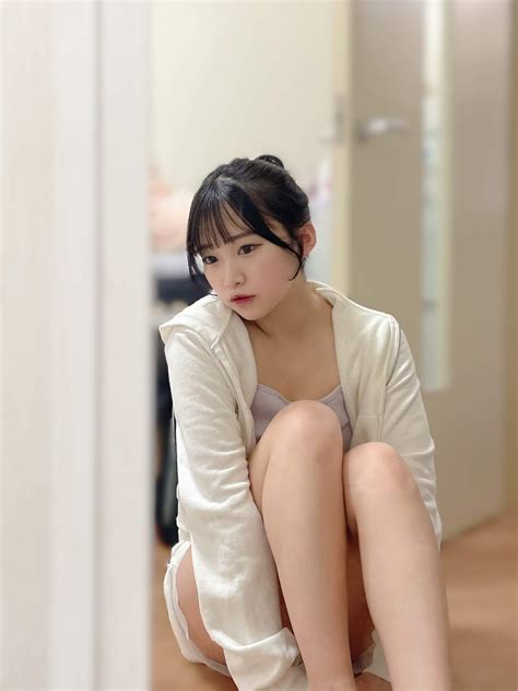 虹のコンキスタドール予科生の尾林結花、透明感溢れる部屋着ショットを公開！ Dot Yell Web エンタメ情報を毎日お届けするwebメディア
