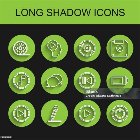 선 빨리 감기 지우개가 있는 연필 필름 릴 원으로 재생 전원 버튼 말풍선 채팅 배터리 충전량 표시기 및 되감기 아이콘 벡터