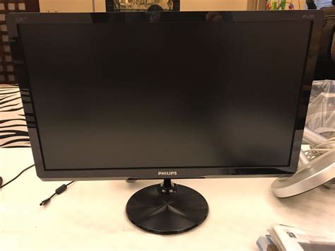 Philips 22inch Monitor飛利浦22吋mon屏幕 電腦＆科技 電腦周邊及配件 電子屏幕 Carousell