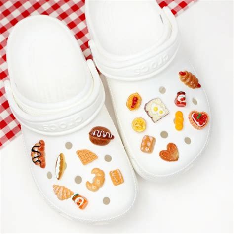 러블리애니팝 빵 베이커리 음식 와플 바나나 도넛 크록스 지비츠 위시버킷