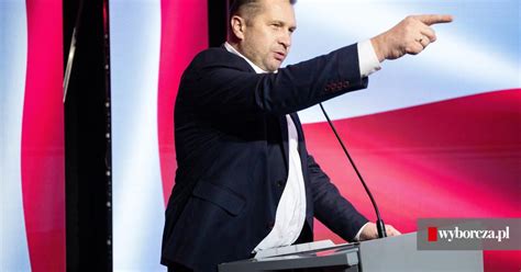 Czarnek ostrzega przed atakami na papieża i zapowiada wojnę wewnątrz opozycji