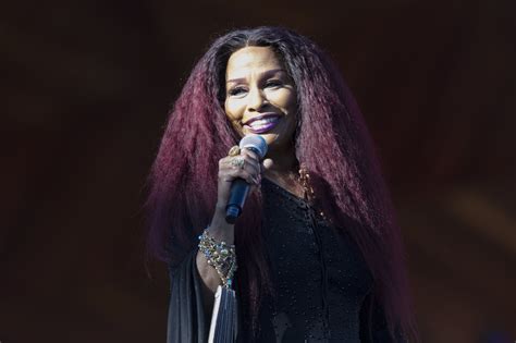 Chaka Khan Tells Stories Through Apple S Time To Walk Series Bloomberg