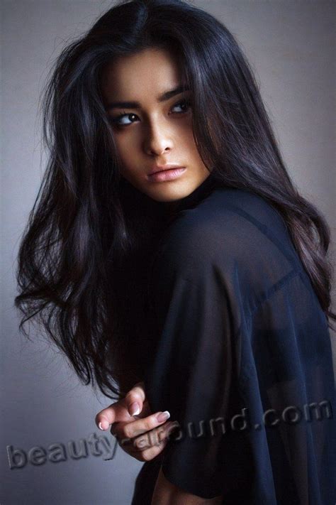 Trending Topics Top 25 Beautiful Kazakhstan Women Photo Gallery