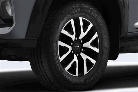 Maxus T90 Images T90 Interior Exterior And Colors Photos