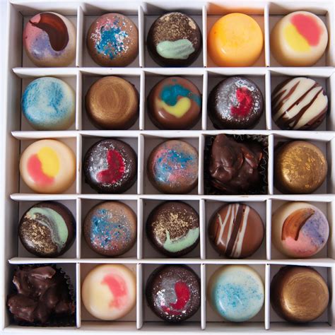 Beija Flor Darwin Bumble Bean Chocolates