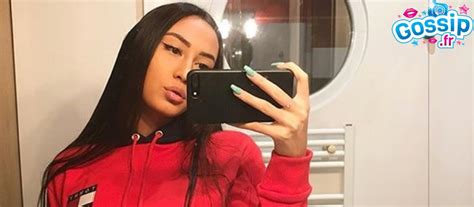 Photos Astrid Nelsia Elle Fait Grimper La Température En Posant Nue