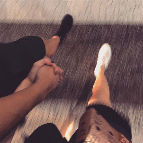 Linh Rin Ng Nh N M Tay T Nh T Gi A Tin N H N H Em Ch Ng H T Ng Th L T M S Khi N Ai