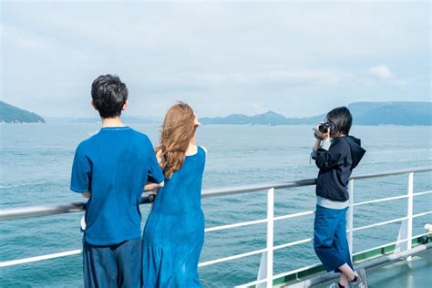 Denim Hostel Float ～ 瀬戸内海の絶景を眺める、「いいもの」が詰まったカフェ＆ホステル 倉敷とことこ
