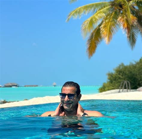 Wasim Akram And Shaniera Akrams Luxury Maldives Trip With Daughter