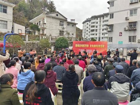 宁陕农商银行扎实推动“五同”机制落地见效服务群众人民性