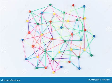 Linking Entities Blockchain Social Media Communications Network The