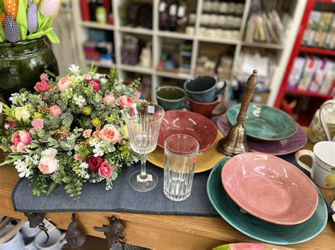 Базар за бижута и аксесоари На горния рафт Хей приятели Дадохме старт На горния рафт базар