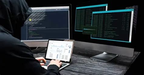 МКС розслідує російські кібератаки проти України як можливі воєнні злочини — Reuters