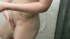 Safadinha Linda Tomando Banho Peladinha Gostosinha Cnn Amador