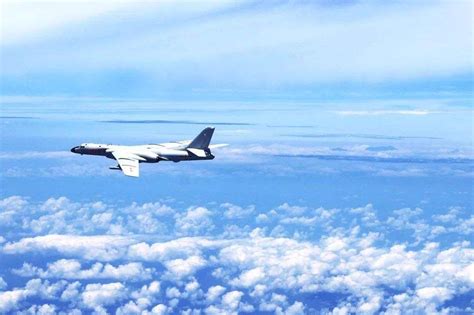 美军2架b52广东近海“例行训练”？国防部：情况在解放军掌握之中