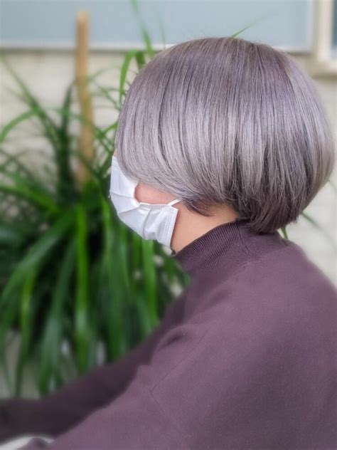 次染めるなら《明るめのグレージュ》がおすすめ。柔らかな透明感を出すおしゃれな髪色 Folk