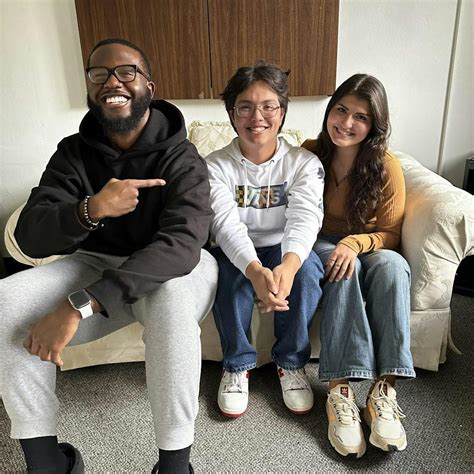 Eagletainment Matt Mcfarlin Shares Experiences From Behind The Curtain As An Actor In Emu