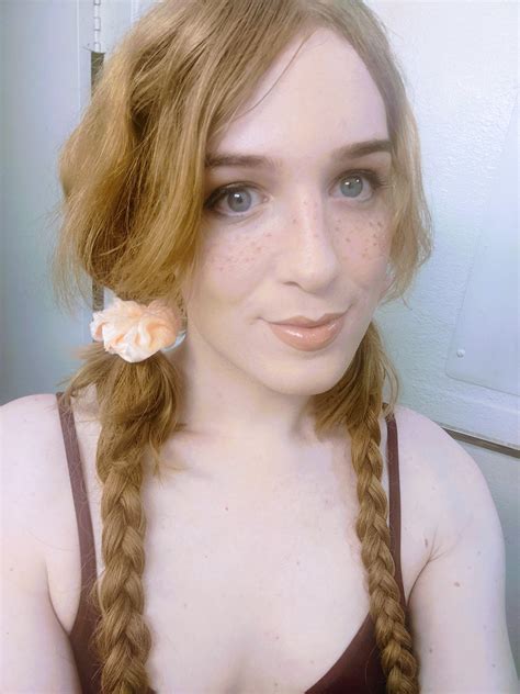 Pale Freckled Redhead Ts Erica Cherry Selfies Tran Selfies