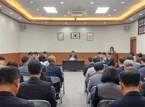 안우진 제주시 부시장 민선8기 공약사업 추진상황 공유회의 주재