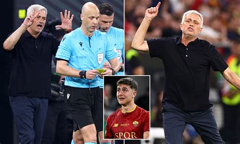 Jose Mourinho Insists Roma Players Can Never Lose Dignity After