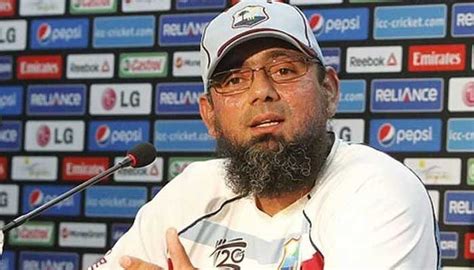 Pak Vs Nz New Zealand Appoints Saqlain Mushtaq As Assistant Coach For