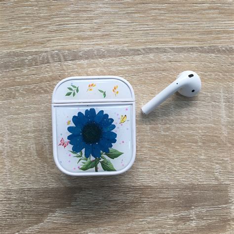 Pressed Real Dried Flower Daisy Airpods Case Airpod Floral Etsy