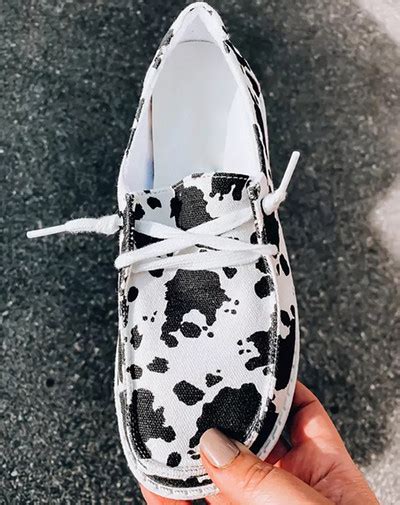 Badu Bg 2023 Летни дамски маратонки Бели леопардови платнени обувки Модни вулканизирани плоски