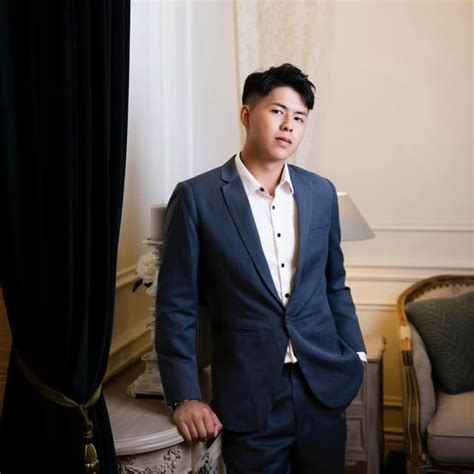 許永強 Yong Chiang1002 Threads Say More