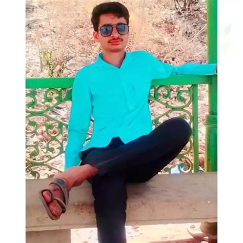 Gadhavi 001 Hardev Gadhavi • Threads Say More