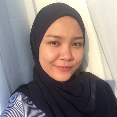 Farah Adibah Hashim Executive Officer Bank Rakyat Malaysia Linkedin