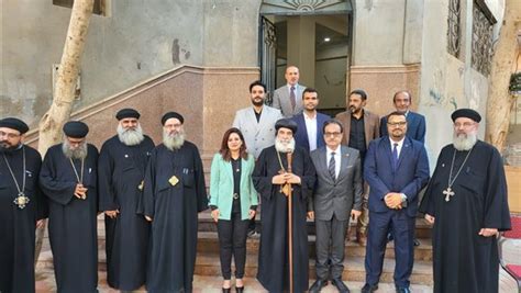 المرشح الرئاسي فريد زهران يطالب القساوسة بحث أبناءهم على المشاركة