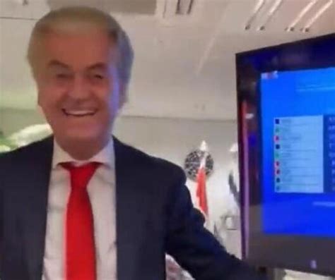 רעידת אדמה פוליטית בהולנד חירט וילדרס האנטי מוסלמי הגיע למקום הראשון בבחירות