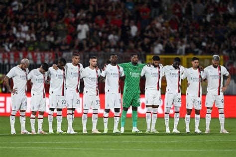 “non Valgono Mezzo Giroud” Nuovo Caso Al Milan Parole Pesantissime