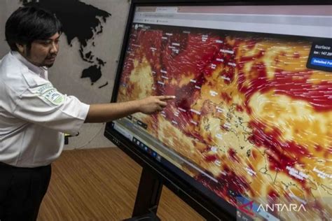 BMKG Waspadai Suhu Panas Maksimum 34 Derajat Celcius ANTARA News