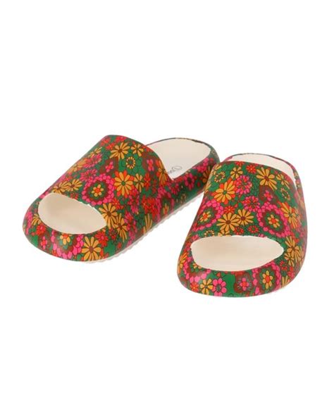 Anap Mimpi（アナップミンピ）の「カラフルフラワーフリップフラップサンダル（サンダル）」 Wear