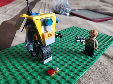 Lego Claptrap W Axton I Made Rborderlands2