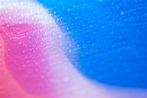 Gotas Em Uma Superf Cie Brilhante Um Efeito Do Borr O De Movimento Tonalidade Violeta Ao