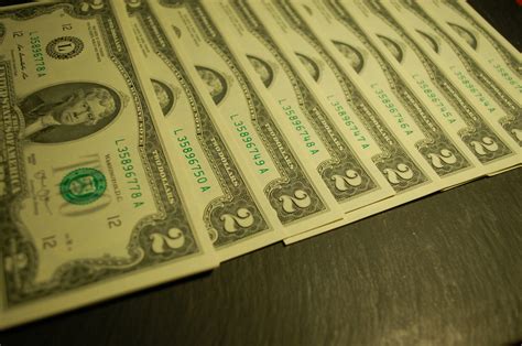 35 Real Uncirculated Two Dollar Bills In Sequenced Serial Numbers EBay