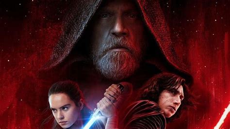 The Luke Vs Kylo Ren Fight Scene In The Last Jedi Stunned Fans