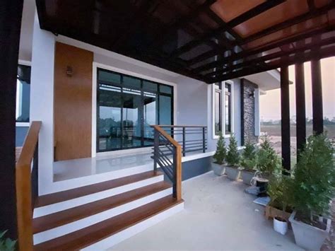 บ้านชั้นเดียวหลังคาทรงปั้นหยา ขนาด 2 ห้องนอน พื้นที่ใช้สอย 90 ตรม ไอเดียสร้างบ้าน การออกแบบ