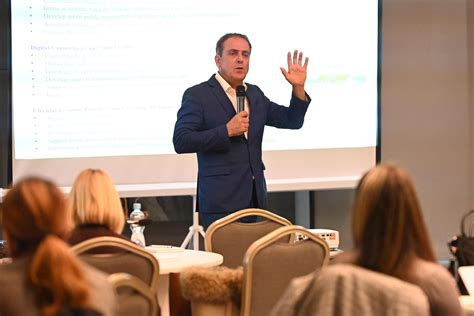 Панел дискусија „Предвидувања и размислувања за иднината“