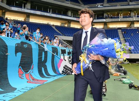 ＜サガン鳥栖＞金正也、引退セレモニー 鳥栖、g大阪などでプレー スポーツ 佐賀県のニュース 佐賀新聞