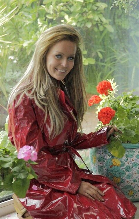 Pin By David Durrant On Pvc Mack Pvc Raincoat Raincoat Rain Wear