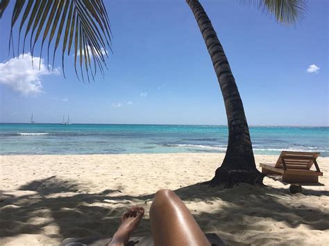 Élodie Fontans Feet