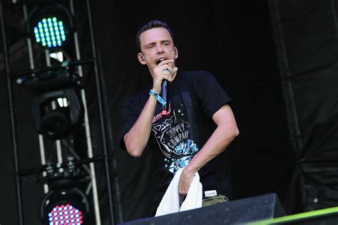 Logic Invites Young Girl On Stage To Rap Gang Related Xxl