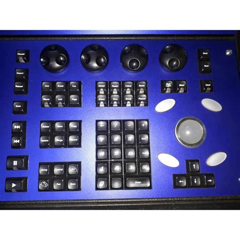 High End Systems Свет Световые пульты, контроллеры DMX High End Road Hog 3