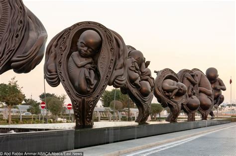 9 Powerful Sculptures That Tell A Story Better Than Any Novel Could