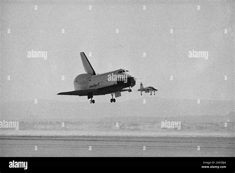 Americas Space Shuttle Enterprise Heads In For A Landing On Friday