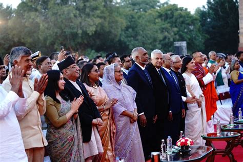 भारतीय राष्ट्रपतिद्वारा प्रधानमन्त्री मोदीको शपथ समारोहमा सहभागीहरुको